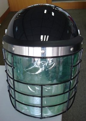 full face compact resistant police anti riot helmet with metal visor supplier