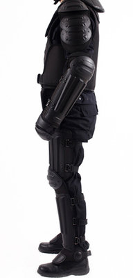 Light weight and cheap price   Body Protector Anti Riot Suit for police supplier