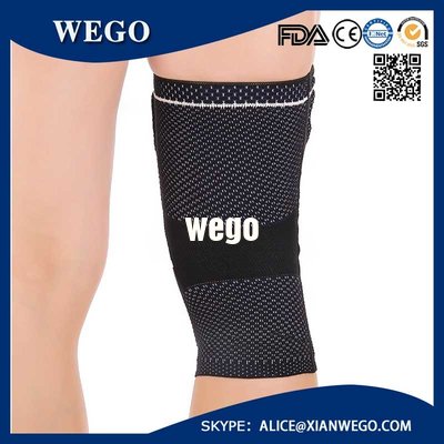 Knee Sleeve Compression Brace - Elastic Support & Side for Runner's Knee, Jumper's Knee, Arthritis Pain, ACL