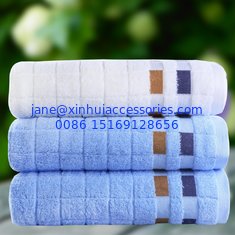 China 100% Cotton 30x70cm Solid Plaid Dyed Jacquard Design Family Face Towels Hair Towel Wash supplier