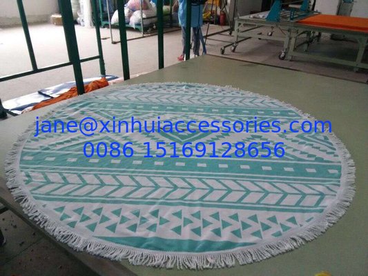 Small MOQ custom design wearable round beach towel with punch round beach towel supplier