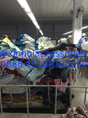Factory Outlet Disney Cartoon Beach Towel 100% cotton velour reactive printed beach towels supplier