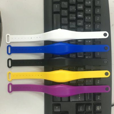 10ML Liquid Silicone Bracelet Wearable Hand Cleanser Dispenser for Travel Outdoor Soap Dispenser Portable Sanitizer Wri