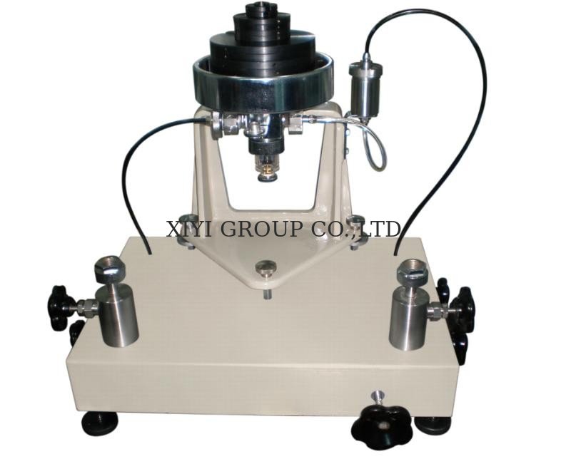 CWZ series: Piston-type Pressure Vacuum Gauge