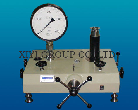 Ultrahigh pressure piston type pressure gauge range to maximum 300MPA