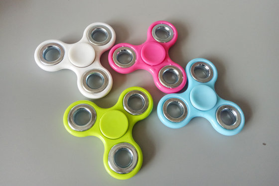 New Hand Spinner Fingertips Spiral Fingers Fidget Spinner EDC Hand Spinner Acrylic Plastic Fidgets Toys real thing Gyro