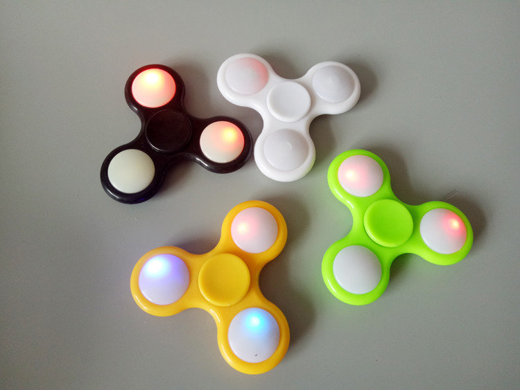 New Hand Spinner led Fingertips Spiral Fingers LED Fidget Spinner EDC Hand Spinner Acrylic Plastic Fidgets Toys real thi