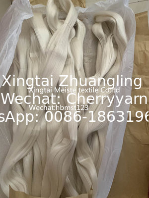 Mulberry Raw Silk Yarn 30/33, 3A, 4A, 5A, 6A Grade in hanks from China
