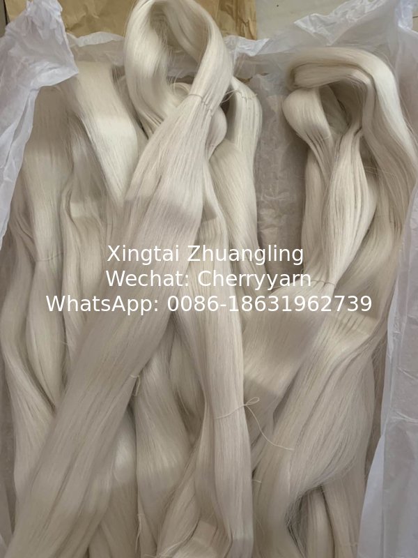 Mulberry Raw Silk Yarn 50/70, 3A, 4A, 5A Grade in hanks from China