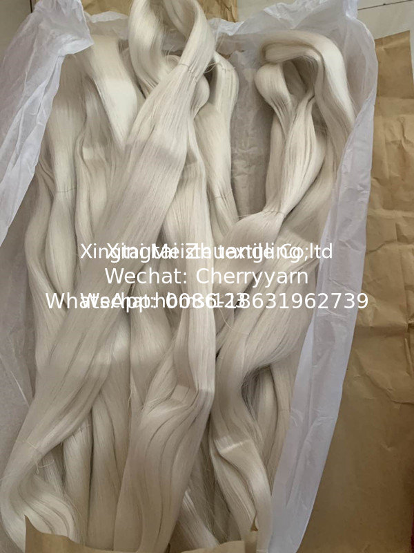 Mulberry Raw Silk Yarn 30/33, 3A, 4A, 5A, 6A Grade in hanks from China