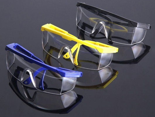 China cheap uvex protective glass safety goggle laboratory medical anti saliva fog safty glasses welding goggles