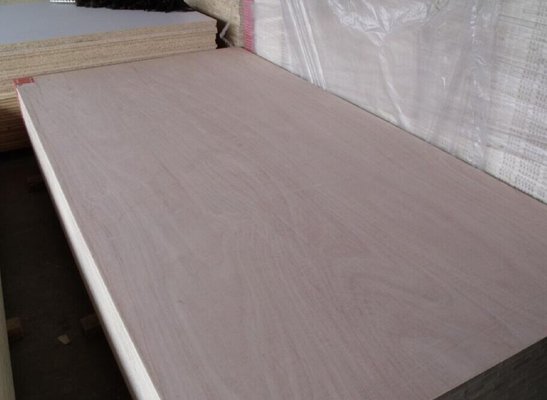 15mm 4X8 Double Sided Okoume Faced Plywood with Poplar Core E1 Glue for Cabinet Making
