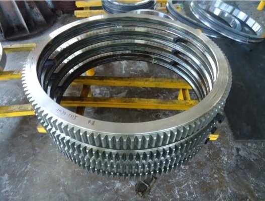 Slewing Bearing with Black Coating Leader China Manufacturer, 42CrMo material