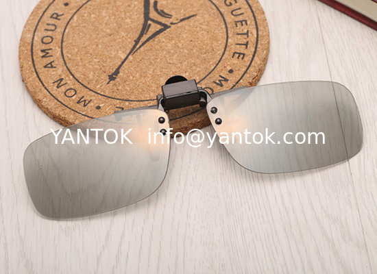 Clip-on Passive RealD 3d Glasses With Polarized Plastic Lenses for home projector or TV  Yantuo YT-PG600
