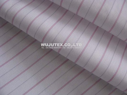 China 100% Cotton Herringbone, High Quality Fabric for Noble Shirt, Easy Care Treatment supplier