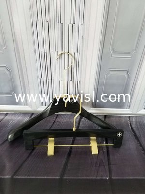 YAVIS high end hangers, close hanger, modern coat hanger, satin hangers, no slip hangers, slack hangers manufacturer