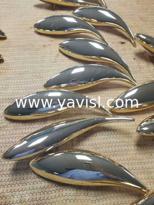 YAVIS window diaplay props custom shop window decoration silver fish