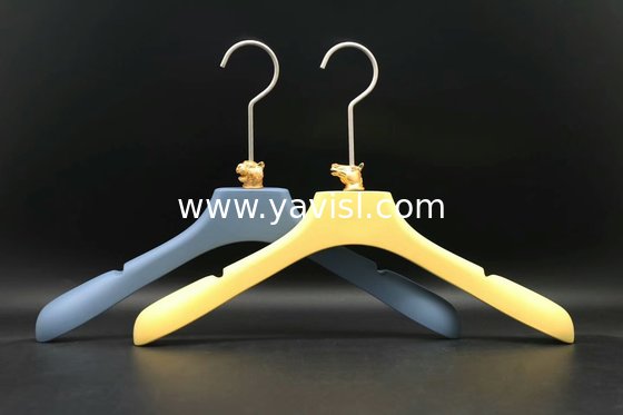 YAVIS quality plastic clothes hangers, heavy duty coat hangers, heavy duty clothes hangers, clothes hangers with clips