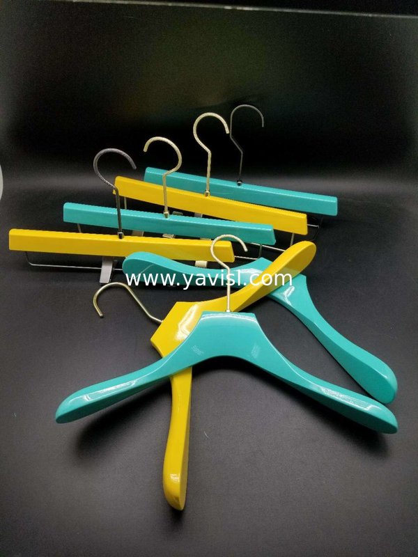 YAVIS childrens hangers factory, non slip hangers, dress hanger, garment hanger, sweater hangers, best hangers