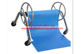 China Outdoor Above Ground Manual Roller For Swimming Pool Cover Aluminium And SS Material supplier