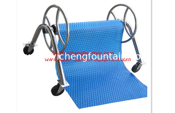 Outdoor Above Ground Manual Roller For Swimming Pool Cover Aluminium And SS Material supplier