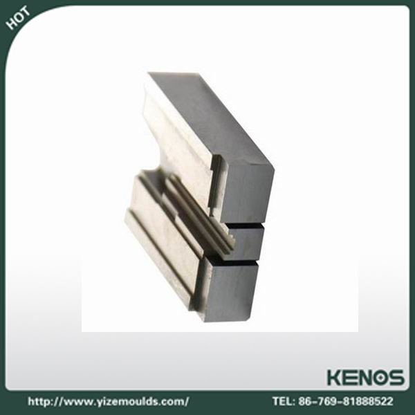 2018 hot sale automotive plastic parts mould with carbide mold components factory