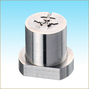 2017 YIZE quality plastic mold components at favorable price