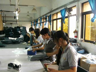Dongguan Yili bags