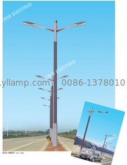 China Parking lot galvanized rural road 12M single arm street light pole with HPS and MHL flooding lamps. supplier