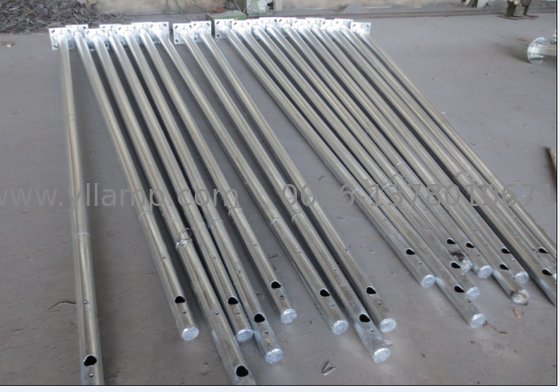250W and 400W HPS or LED Lamp double arms Q235 steel highway square street lighting pole supplier