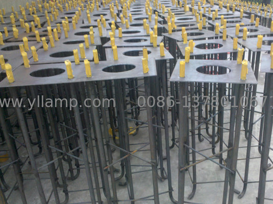 6M Q235 galvanized airport LED street light pole manufacturers supplier
