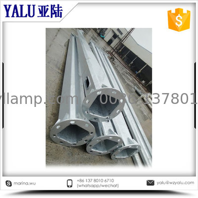 18meters Q235 galvanized polygon auto lift street high mast lighting pole with LED lights supplier