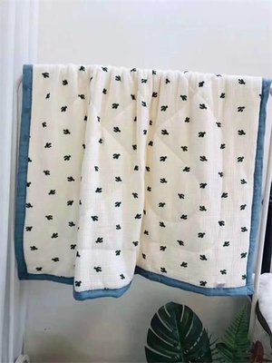 soft cotton baby quilt supplier