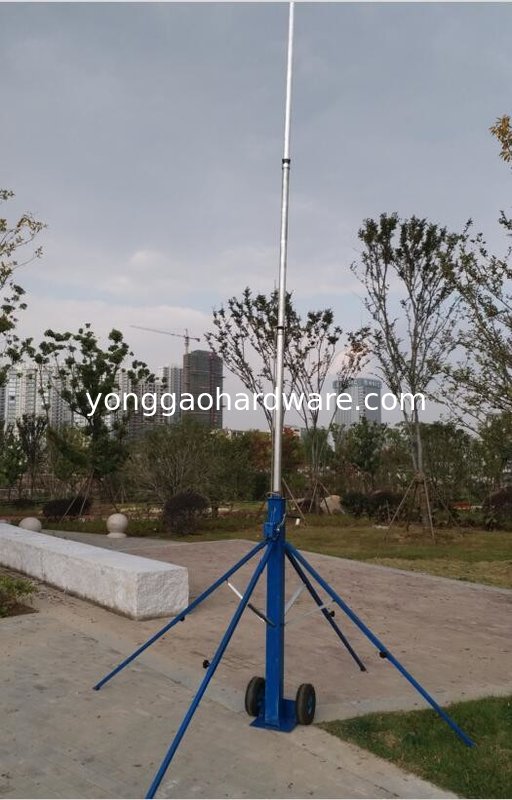 winch up mast  light pole crank up telescoping pole portable heavy duty mast outdoor light pole