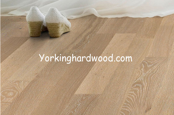 storng waterproof engineered oak floorboards