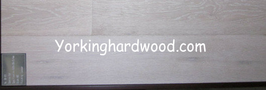 medium brushed white grain lacquered oak parquet floor
