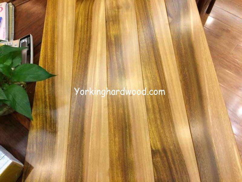 Multi colored African iroko solid wood flooring