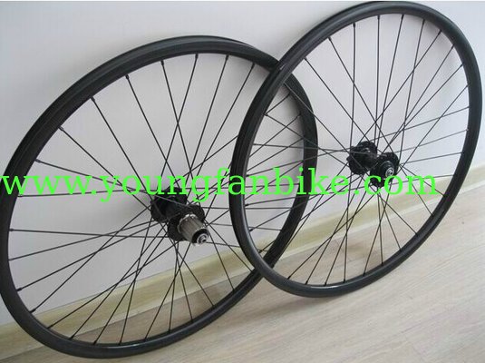 2014 stiffnesee and fashion Chinese carbon clincher mtb 29er*25mm wheelset rims width 30mm