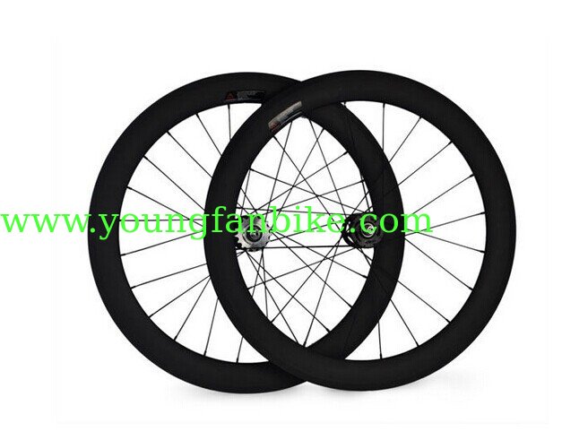 Best quality 700c 60MM Carbon clincher wheelset with width 23mm fixed gear for track bike