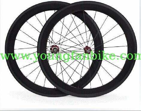 high quality ChinaYOUNGFANBIKE famous 60mm Clincher 700c road bike carbon wheel 23mm width