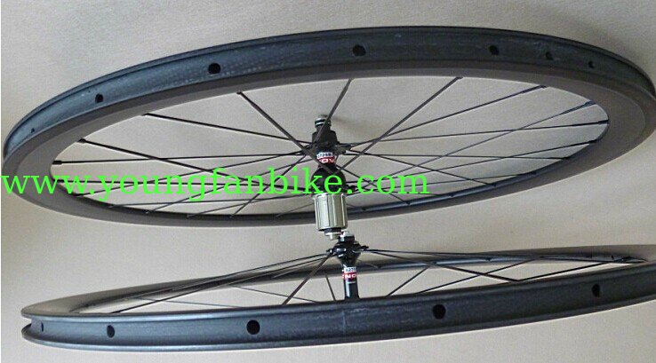 700c 38mm carbon wheel clincher 100% hand bulit 3k /matt /glossy finish road bicycle 23mm