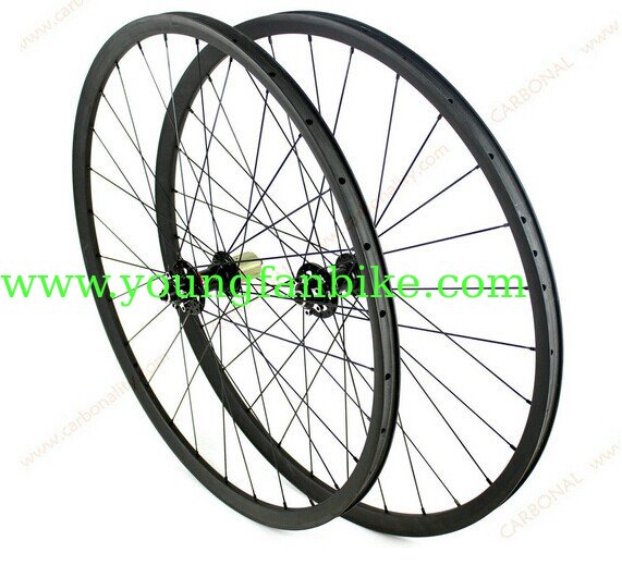 2014 YOUNGFANBIKE cheap mtb 29inch bike carbon 25*30MM clincher wheelset mountain bicycle
