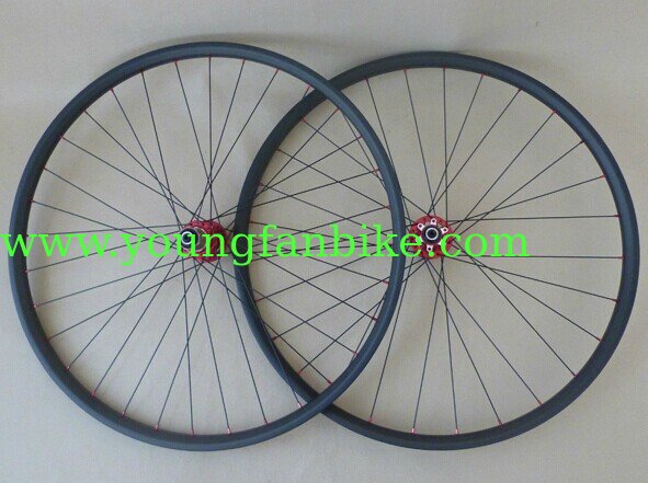 2014 stiffnesee and fashion Chinese carbon clincher mtb 29er*25mm wheelset rims width 30mm