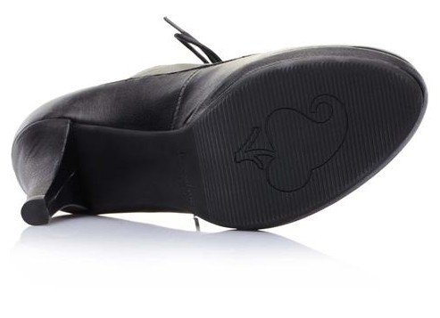 Middle density polyurethane shoe sole system yellow liquid Color  A-9809/B-5290