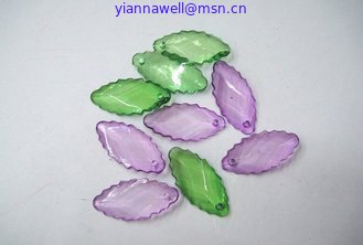 China colorful acrylic leaf shape diy accessories beads supplier