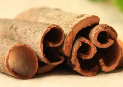 manufacturer Cinnamon Bark Extract, Polyphenol  10%-25%, 10:1 TLC,special taste of cinnamon, Chinese manufacturer