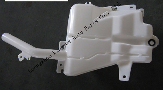 White Color Mitsubishi Triton Spares / Wiper Tank Plastic Material Made