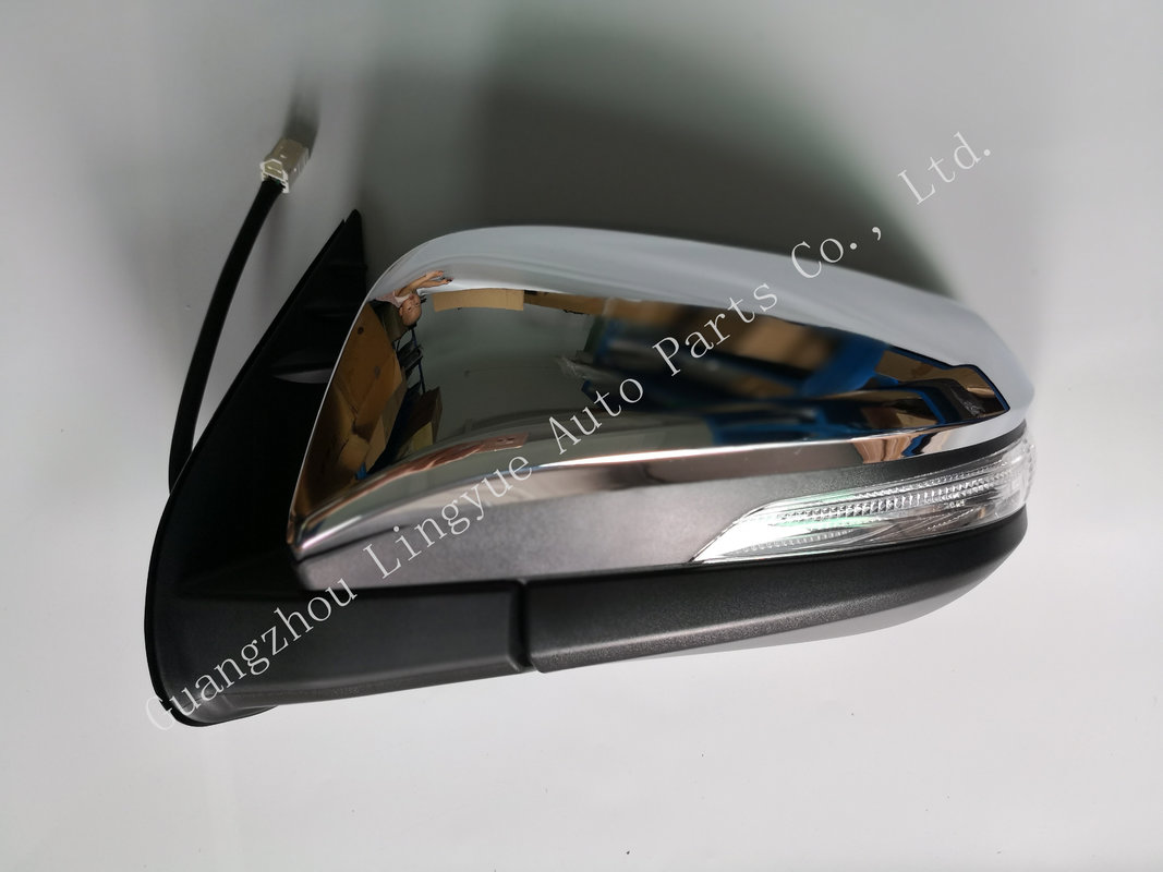 W Indicator Fit Toyota Hilux Revo Parts , Plastic Back Door Chrome LED Side Mirror