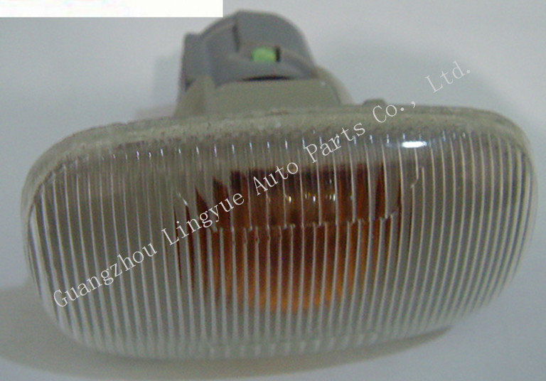Classical Car Isuzu DMAX Parts And Accessories Side Light OEM No. 8972373781