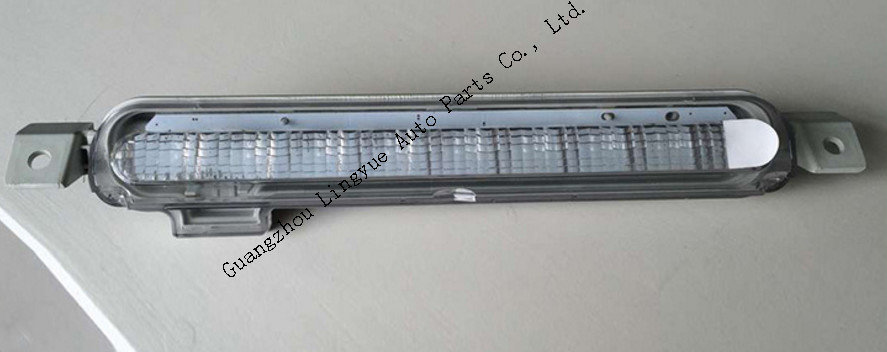Customized Size Mitsubishi Triton Car Parts High Brake Light OEM 211 820 15 56